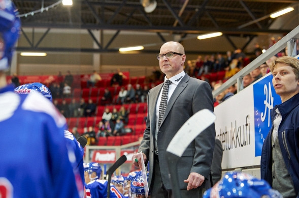 Ismo Lehkonen jättää Tuton päävalmentajan pestin - Urheilu - Aamuset