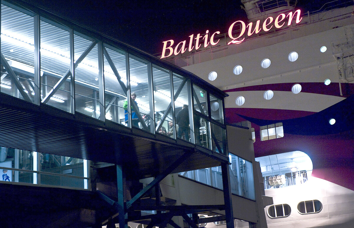 Tallink keskeyttää alkuperäisestä suunnitelmasta poiketen Turku ...