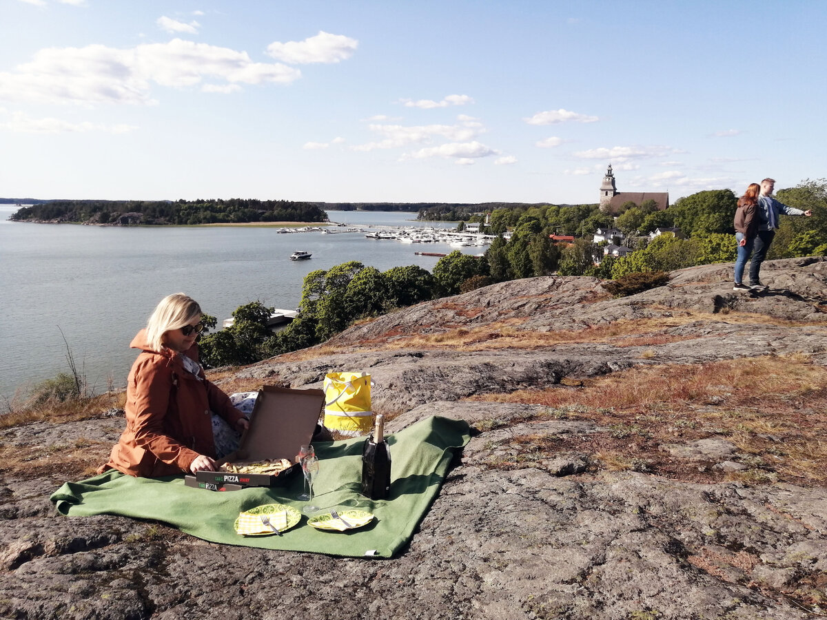 Kuparivuoren kalliot tarjoavat yhä salaisia piknik- ja pussailupaikkoja ...