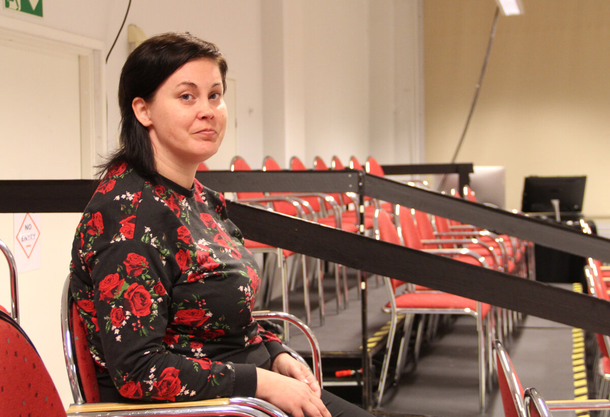 Paikalla-antologia esittelee kolme tuoretta pienoisnäytelmää ...