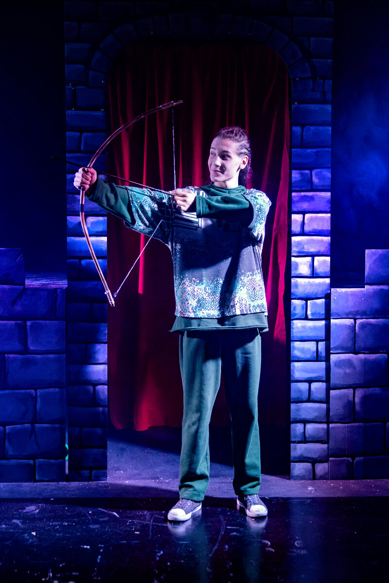Turun Nuoren Teatterin syksyn avaa suurproduktio Robin Hood - Kulttuuri ...