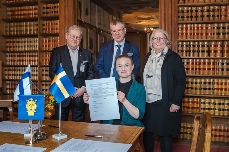 Tukholman satamat, Turun satama ja Viking Line allekirjoittivat ...