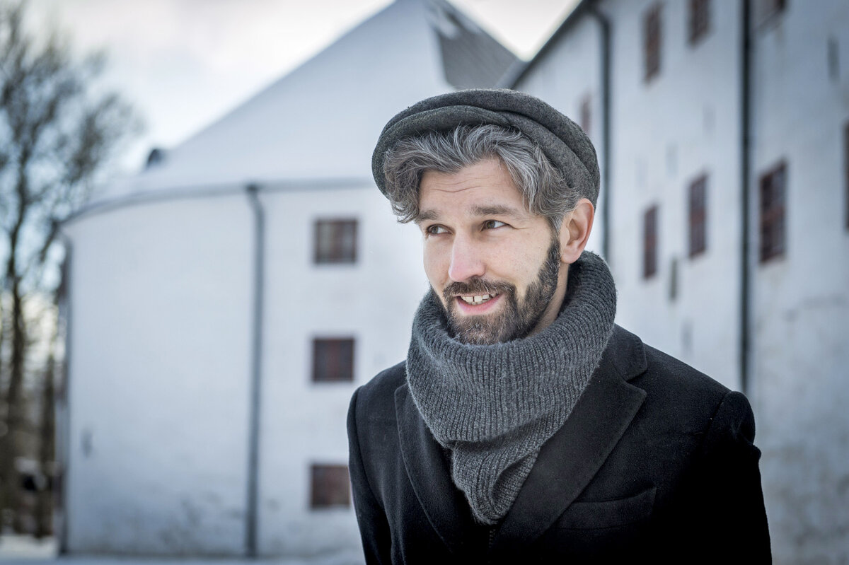 Nykyajassa resonoiva klassikko Akselin lavalla - Kulttuuri - Aamuset
