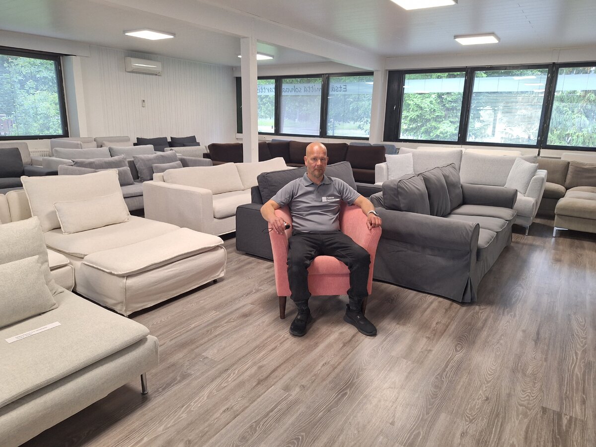 Toni Hakola myy taatusti luteettomia sohvia - Työ - Aamuset